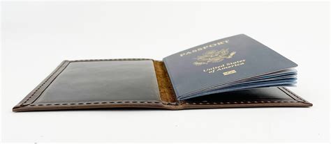 Passport Protector 3226 Online