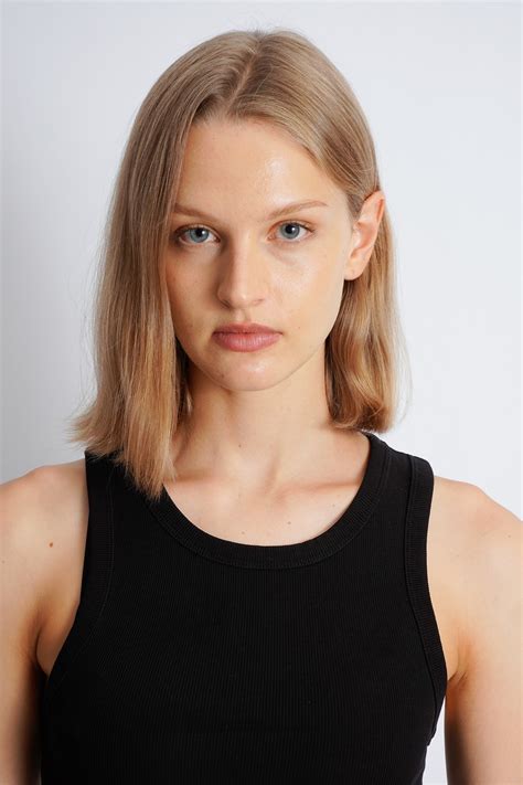 Isabel Thuma Iconic Management