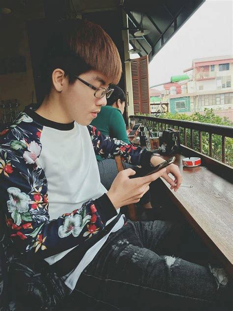 Em Trai Đức Phúc Có Gương Mặt Giống Hệt Anh Trai Sau Khi Pttm