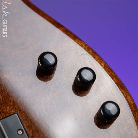 2001 Modulus Quantum 5 Fretless Bass Ish Guitars