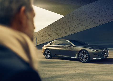 Bmw Unveils Vision Future Luxury With Augmented Reality Display