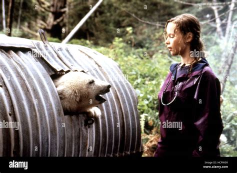 Alaska Cubby The Polar Bear Thora Birch 1996 Ccolumbia Pictures