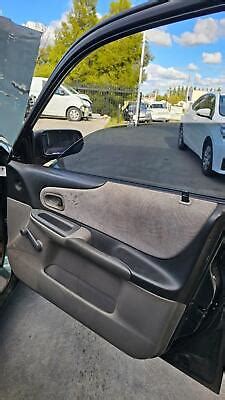 Ford Laser Kn Kq 021999 092002 Right Front Window Regmotor Manual
