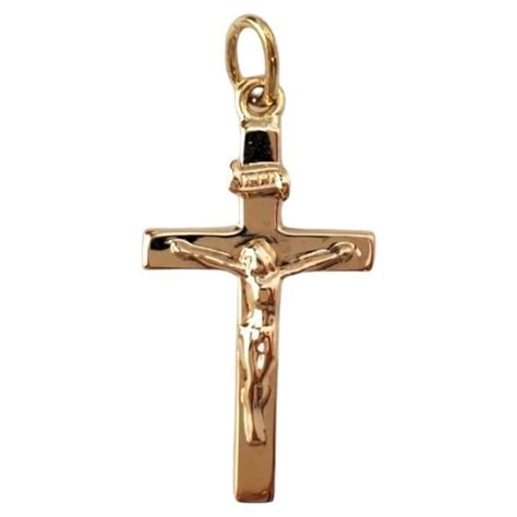 Vintage 14k Yellow Gold Crucifix Pendant For Sale At 1stdibs