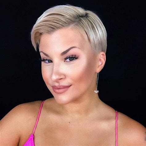 55 Eye Catching Blonde Pixie Cut Ideas To Show Your Stylist