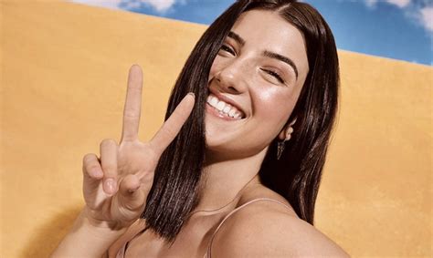 [100 ] Charli Damelio Pictures