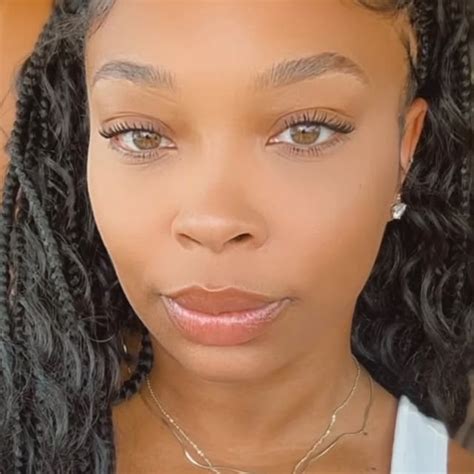 Reni Renjay • Threads Say More