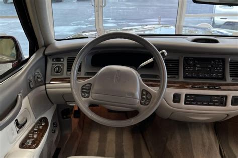 11k Mile 1997 Lincoln Town Car Signature Series For Sale On Bat