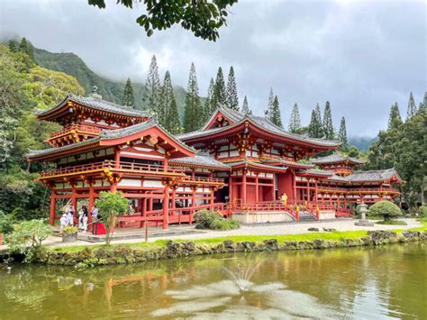 Guide To The Oahu Byodo In Temple 2023