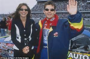 Inside Jeff Gordon And Brooke Sealeys Divorce Scandal That Rocked