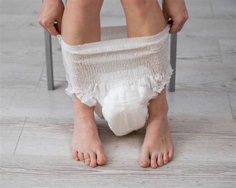 410 Wearing Adult Diaper Fotos De Stock Imagens E Fotos Royalty Free