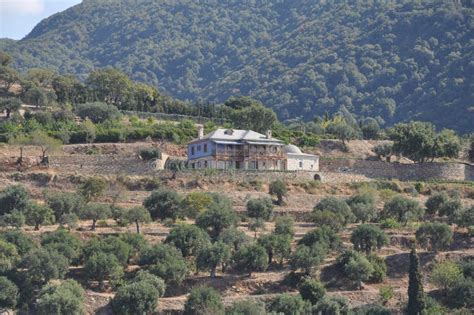 El Monasterio De Xenophontos Es Un Monasterio Construido En El Monte Athos Imagen De Archivo