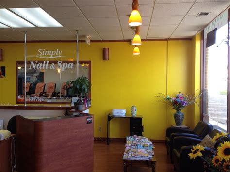 Photo Simply Nail Spa Our Salon 2