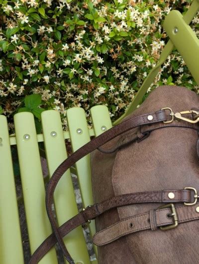 𝖐𝖓𝖔𝖜𝖑𝖊𝖉𝖌𝖊 𝖎𝖘 𝖆 𝖜𝖔𝖚𝖓𝖉 𝖉𝖗𝖊𝖘𝖘𝖊𝖉 𝖎𝖓 𝖌𝖔𝖑𝖉 Tumbex