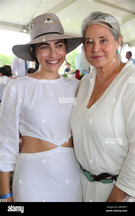 Hamptons Ny September 5 Stella Keitel And Lorraine Bracco At The