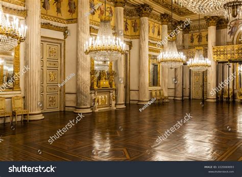 Inside Buckingham Palace Ballroom