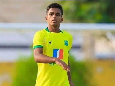 پدیده جوان صنعت نفت آبادان درگذشت؛ محمد عجمی بر اثر سانحه تصادف جان خود را از دست داد ایران