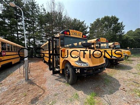 2013 Ic Ce300 W International Dt466 Cis Auctions