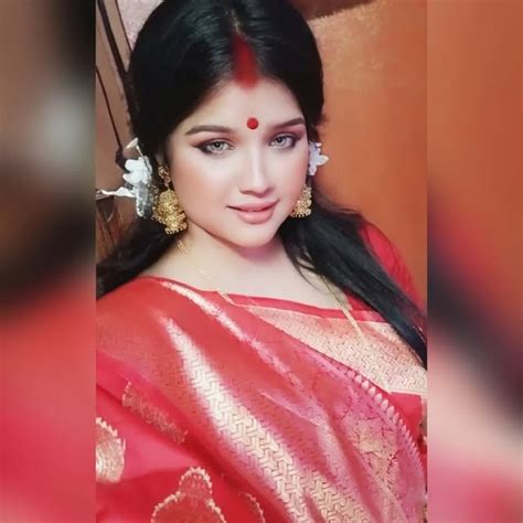 Mun Mun Mun5101 • Threads Say More