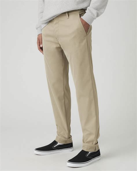 Xx Chino Standard Taper Tech Pants Khaki Levis® Fi
