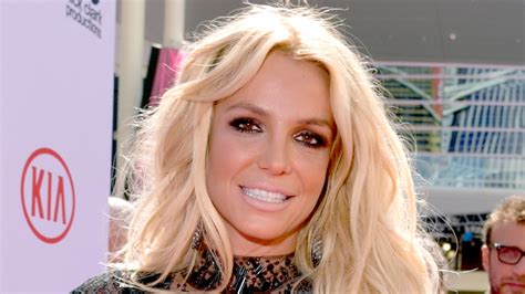 Tom Cruise And Britney Spears Almost Took The Lead In This Iconic Nicholas Sparks Movie