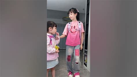 这样上学出门的方式，真是活久见😂 人气爆棚娱乐 女儿 出门必备 Youtube