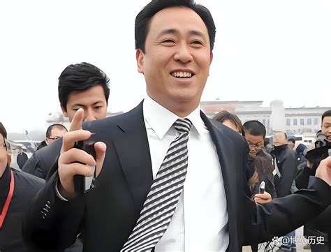 都已经两年了，为何许家印迟迟不判刑？真相比你想象的更复杂资产恒大以时间换空间