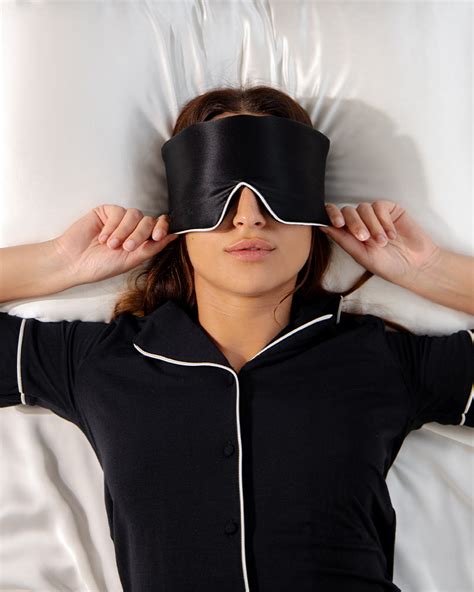 Luxurious Silk Eye Mask For Perfect Sleep And Skin