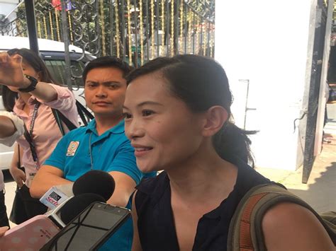 Rappler Reporter Pia Rañada Binawalang Pumasok Sa Malakanyang Dziq