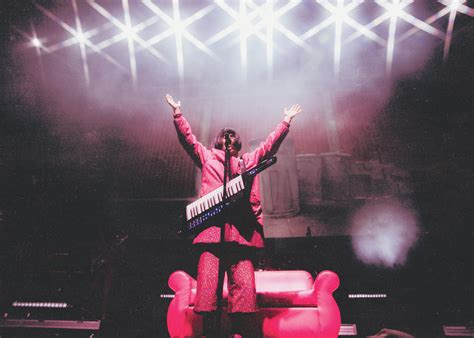 Oliver Tree Brings A Rollercoaster Of Emotions And Energy To Boston