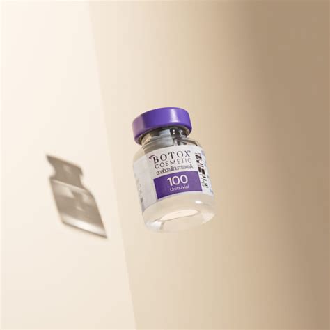 Botox® Cosmetic Floating Vial Static Social Post Allergan Brandbox