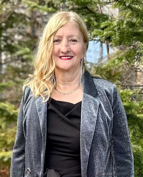 Noëlla Duguay Nécrologies De La Coopérative Funéraire La Colombe