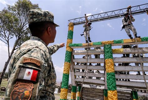 Cacir Primera Línea De Formación De Reclutas Del Ejército Fam Y Gn
