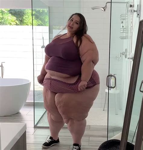 Remember When Boberry Was Too Fat For A House Tour At Her Peak Weight