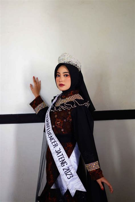 Octa Selsa Is Anggraeni Jateng Putri Hijabfluencer Indonesia