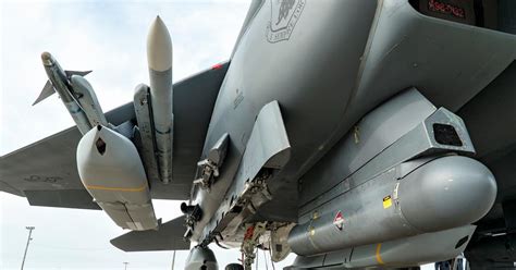 Us Air Force Shows F 15e Loaded With Five Stealthy Jassms News