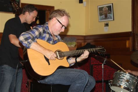 Jay Azzolina La Boite Noire Du Musicien