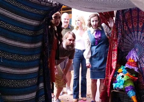 Photo De January Jones The Last Man On Earth Photo Mel Rodriguez