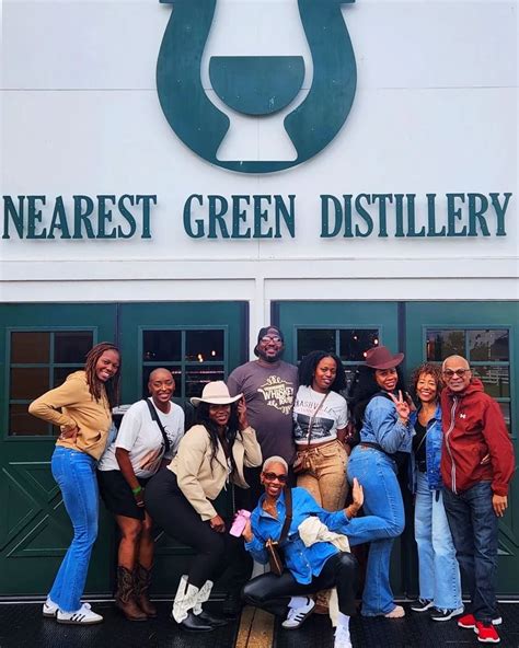 Uncle Nearest Distillery Tour Nashville Bus Tour — Tennessee Whiskey