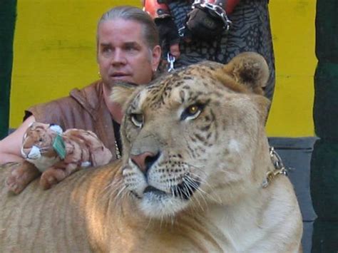 Doc Antle Falls From Safari King To Federal Prisoner The Animal