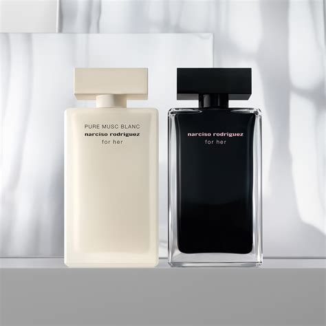 Pure Musc Blanc Eau De Parfum Intense Z Narciso Rodriguez ≡ Sephora