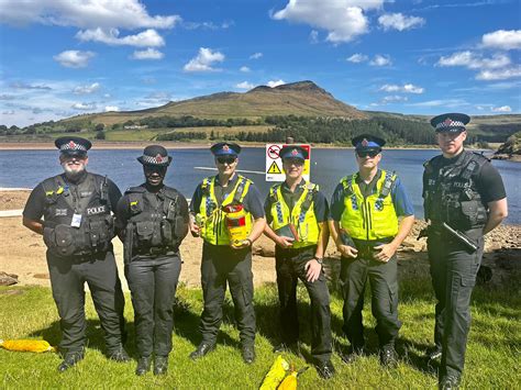 Gmps Saddleworth And Lees Neighbourhood Policing Team Come Together