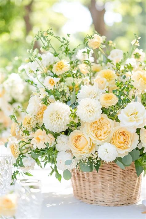 Buttery Yellow Spring Luncheon Ideas For An Effortlessly Elegant