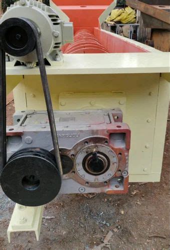 Treatment Capacity 60 Tph Mild Steel Spiral Screw Classifier For Sand