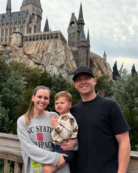 Celeb Pregnancy Announcements Of 2025 Becca Kufrin And More Us Weekly