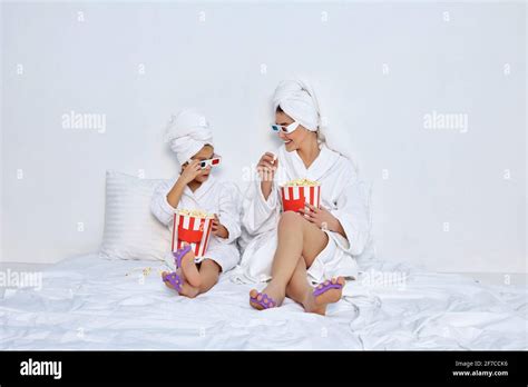 Bathrobes In Movies At Kenton Bridges Blog