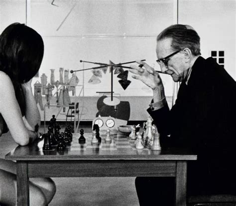 예술을 상대로 체스를 둔 마르셀 뒤샹 송주영의 맛있게 그림보기