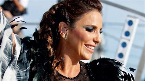 Ivete Sangalo Comemora Retorno Aos Palcos Essa Cantora é Muito Sortuda