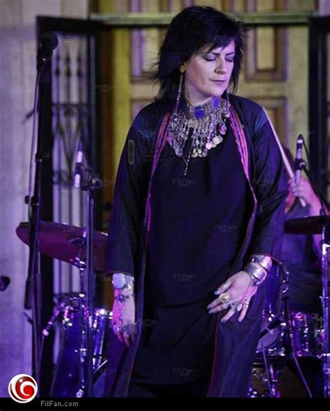 ريم بنا تتهم القيادة المصرية بالتواطؤ مع إسرائيل وتوجه رسالة لاذعة لـ