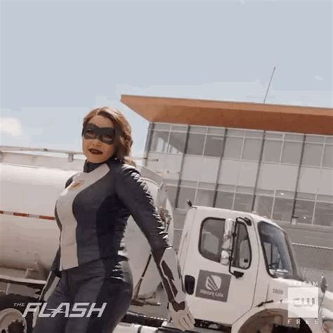 Pin By Juniper 🦋 On The Flash Female Speedster Dc Superheroes The Flash